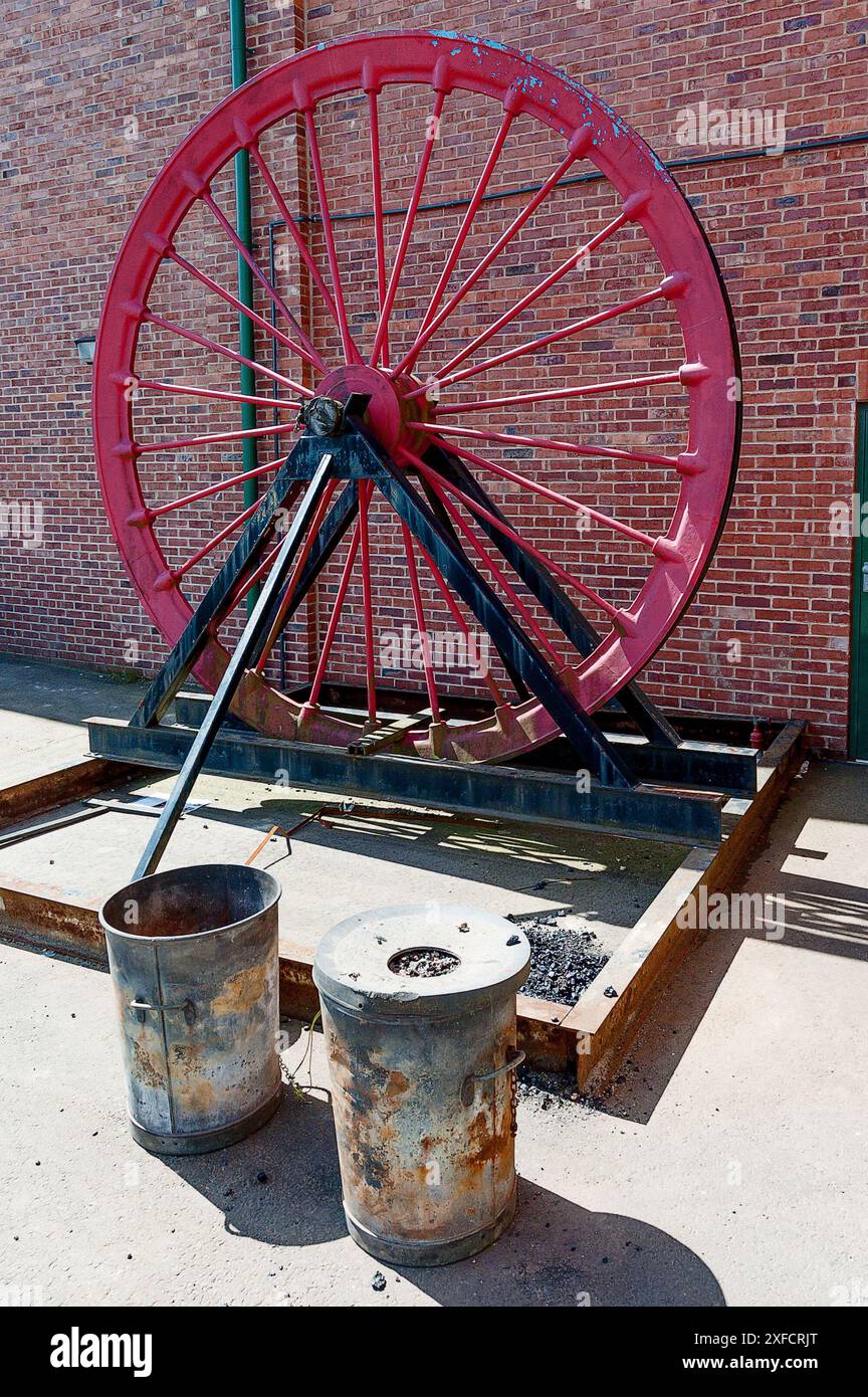 National coal mining museum hi-res stock photography and images - Alamy