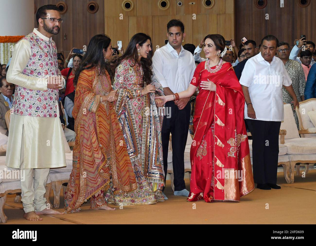 July 2, 2024, Mumbai, Maharashtra, India: L-R Anand Piramal (Nita ...