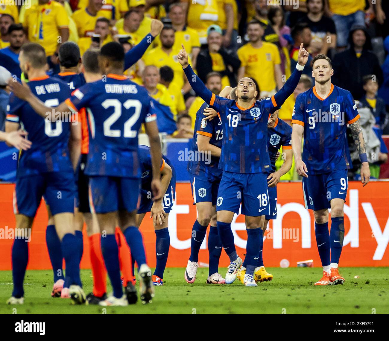 MUNICH - Donyell Malen of Holland celebrates his 0-3 against Romania ...