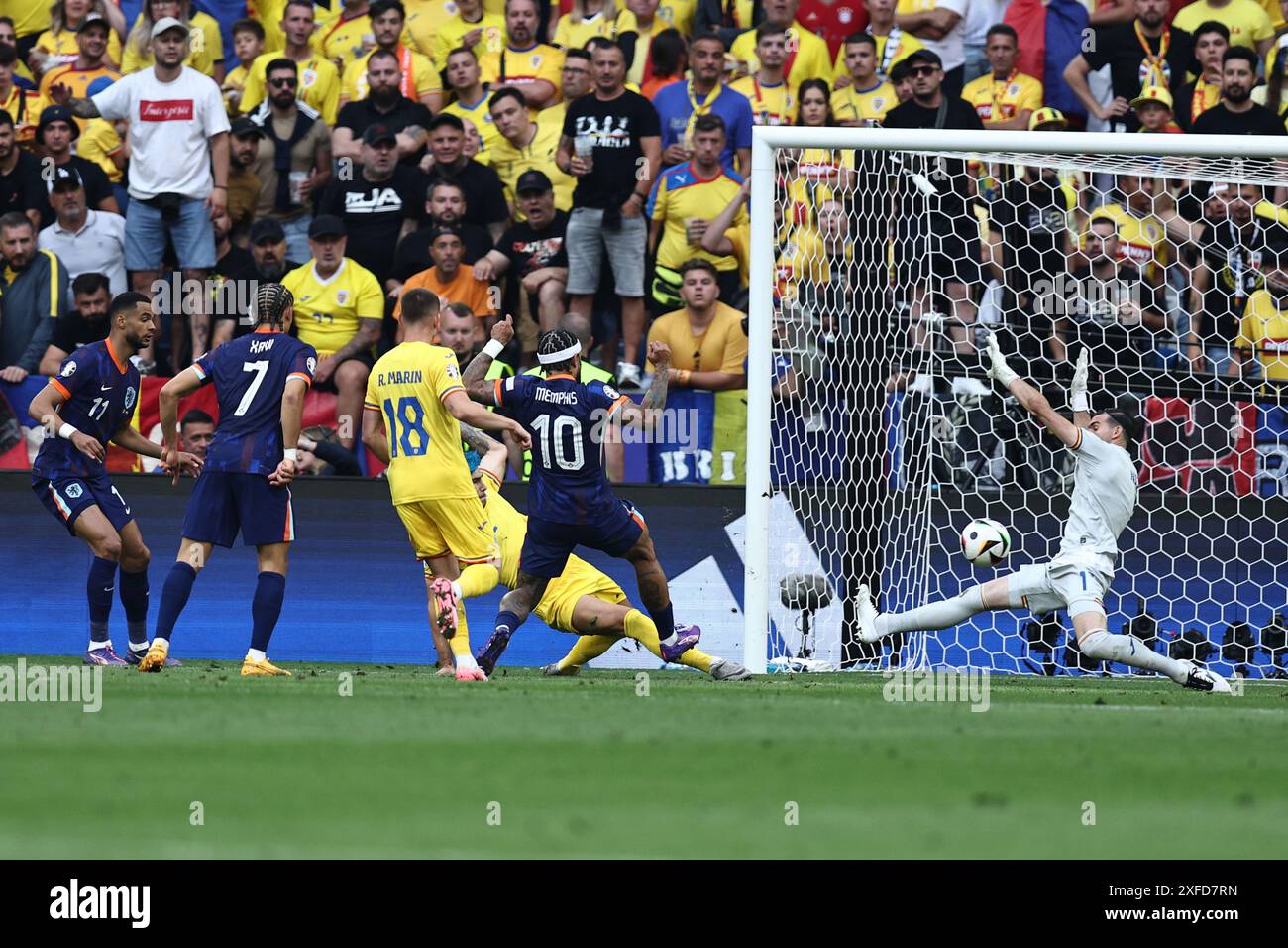 Cody Gakpo (Netherlands)Xavi Simons (Netherlands)Razvan Marin (Romania ...