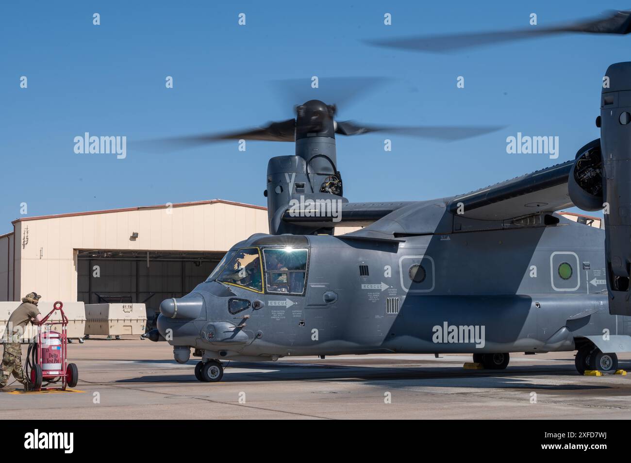 U.S. Air Force Airmen assigned to the 727th Special Operations Aircraft ...