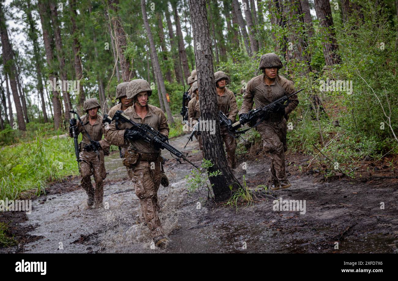 Recruits with India Company, 3rd Recruit Training Battalion, complete ...