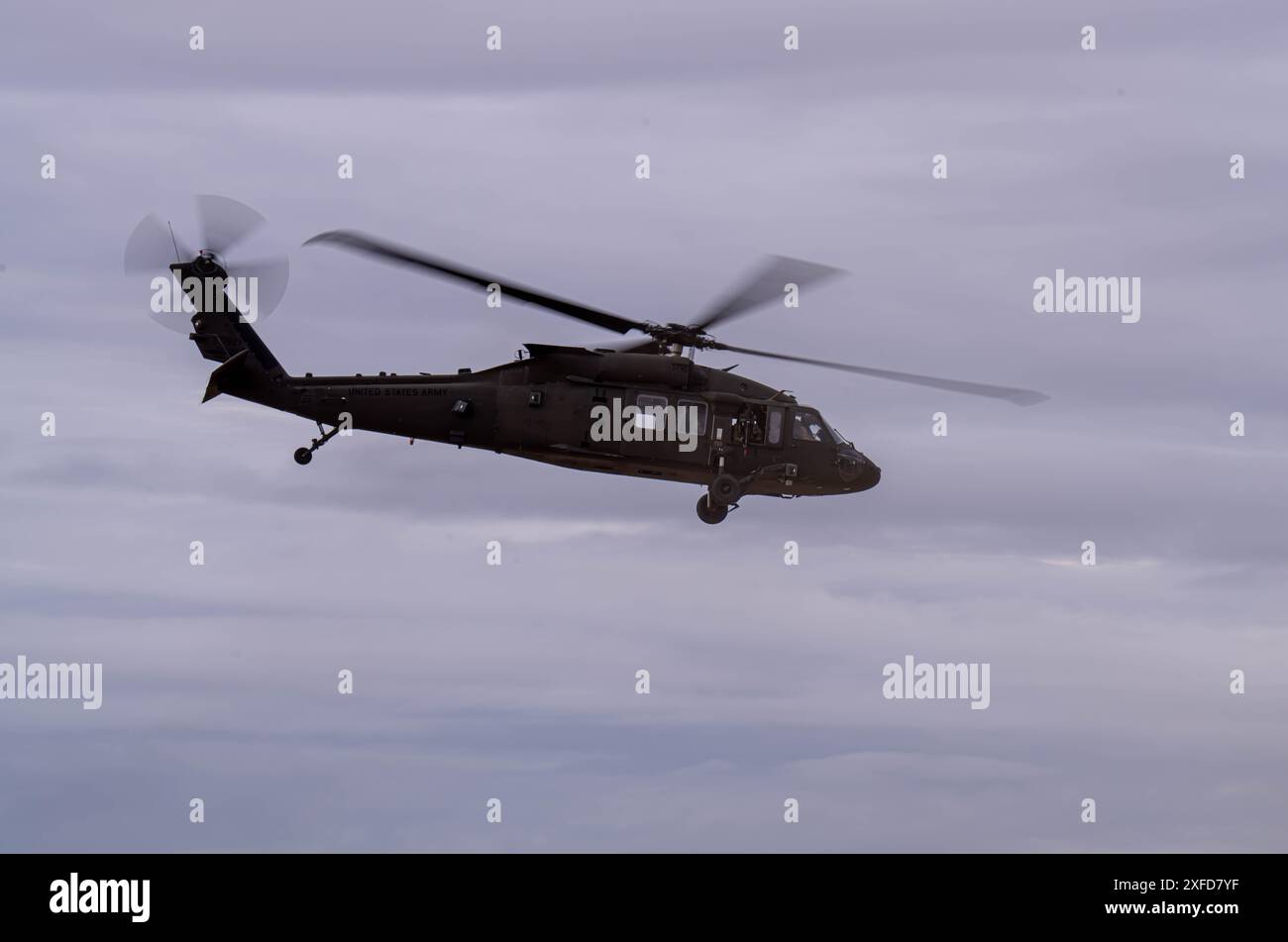 U.S. Army UH-60M Black Hawk assigned to Bravo Company, 3rd Attack ...