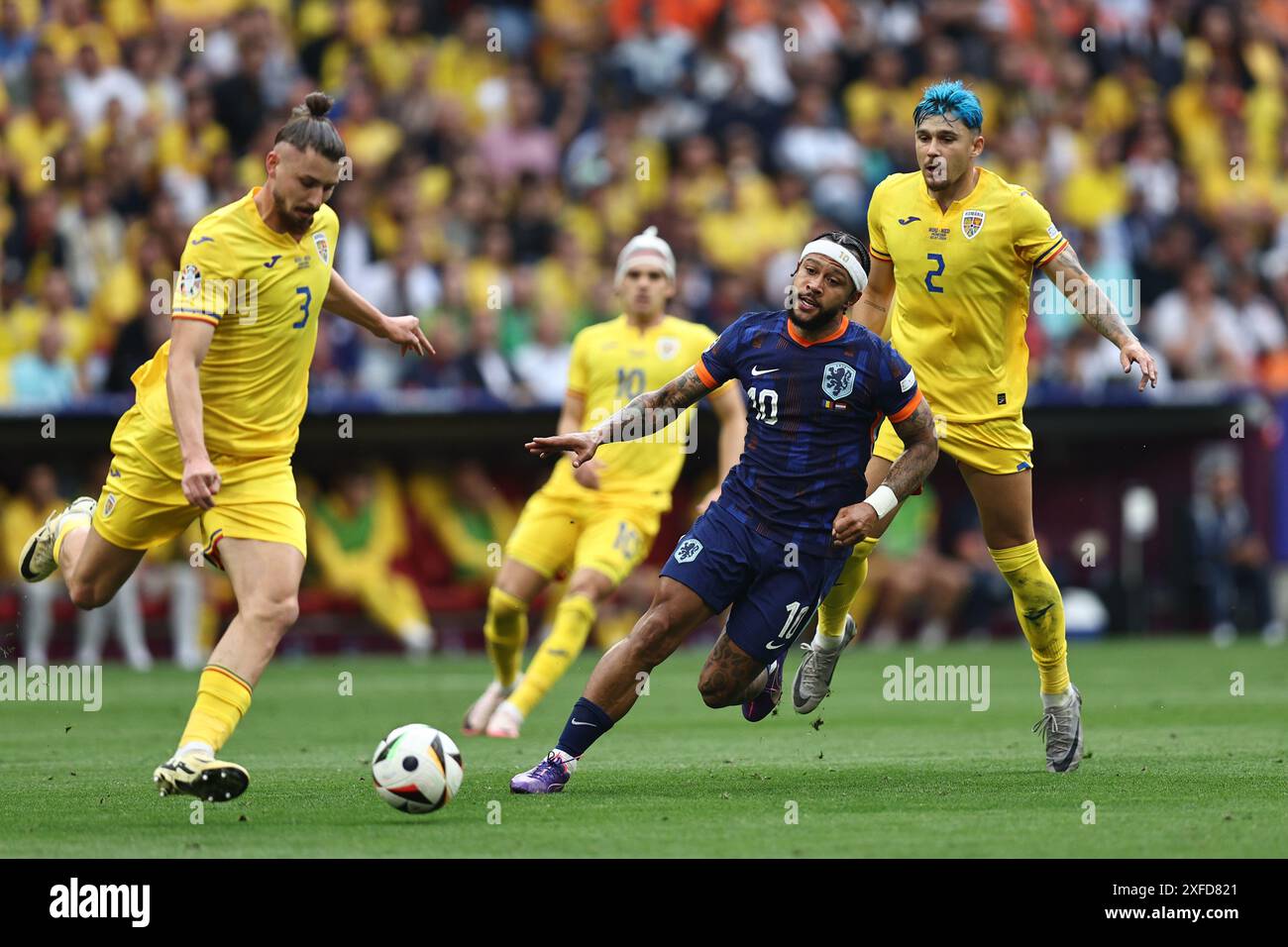 Radu Dragusin (Romania)Memphis Depay (Netherlands)Andrei Ratiu (Romania ...