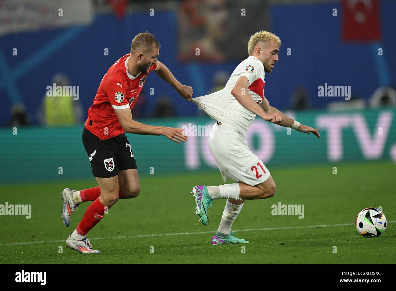Bars Alper Ylmaz (Turkiye)Konrad Laimer (Austria) during the UEFA Euro ...