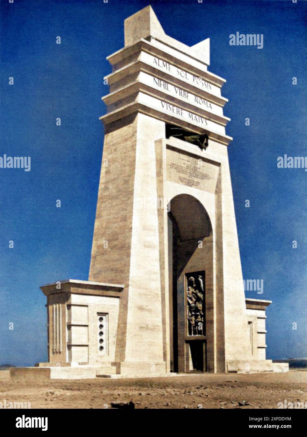 1937 , LIBYA : The ARCO TRIONFALE ALLE ARE DEI FILENI ( TRIUMPHAL ARCH ...
