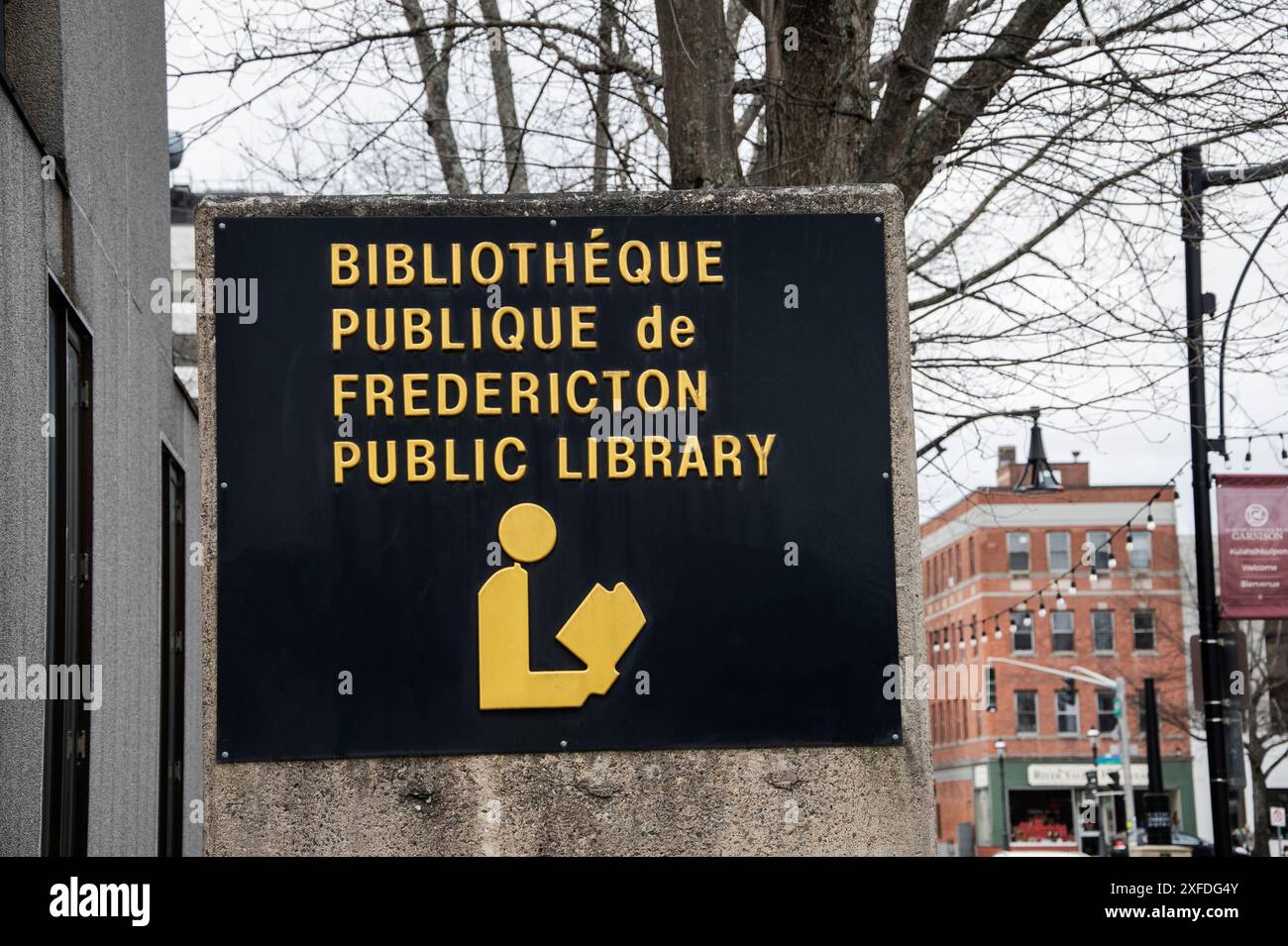 Public library sign on Carleton Street at the historic Garrison ...