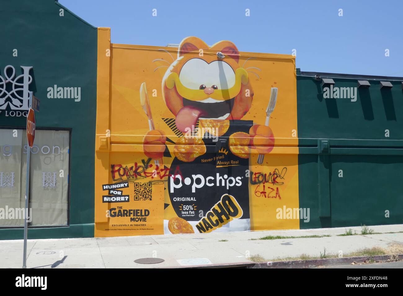 Los Angeles, California, USA 2nd July 2024 Garfield Popchips Billboard ...