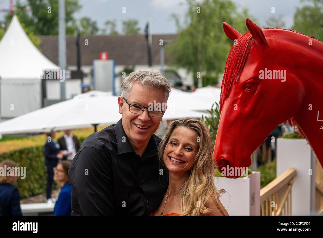Frank Thelen mit Ehefrau Nathalie bei der Media Night 2024 beim CHIO ...