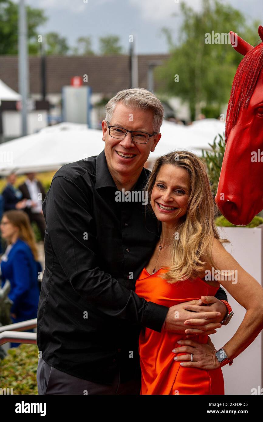 Frank Thelen mit Ehefrau Nathalie bei der Media Night 2024 beim CHIO ...