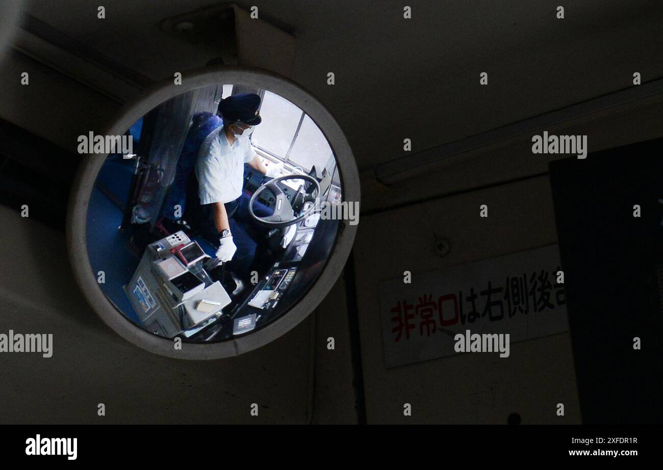 Bus driver uniform hi-res stock photography and images - Alamy