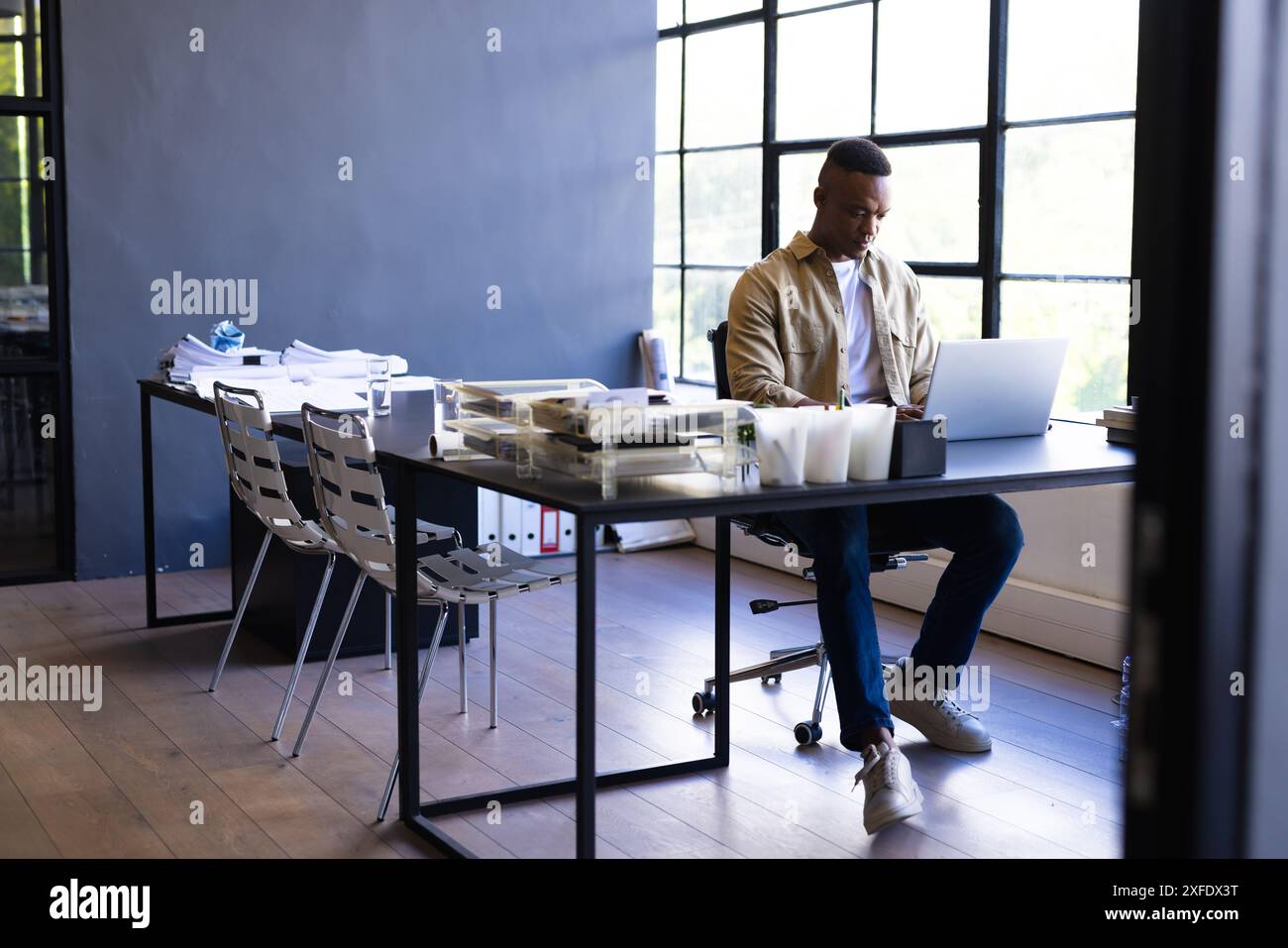 Employee tasks hi-res stock photography and images - Alamy