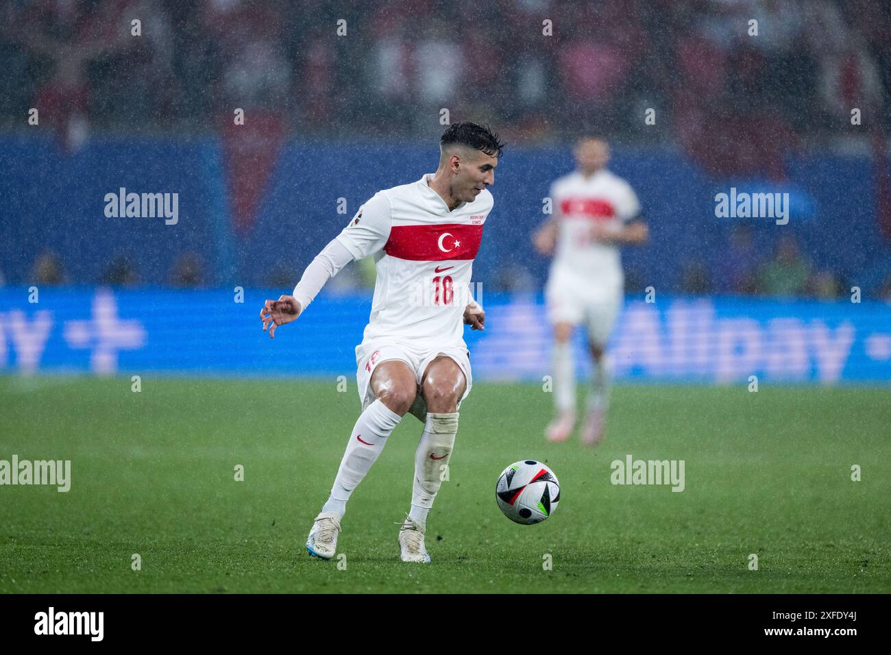 Mert Muelduer (Tuerkei, #18) am Ball, GER, Austria (AUT) vs Tuerkiye ...
