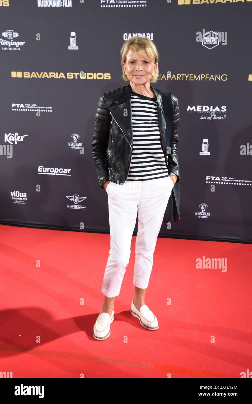 Uschi Glas Schauspielerin Muenchen 02.07.2024 BAVARIA STUDIOS PARTY X EMPFANG im Rahmen des ...