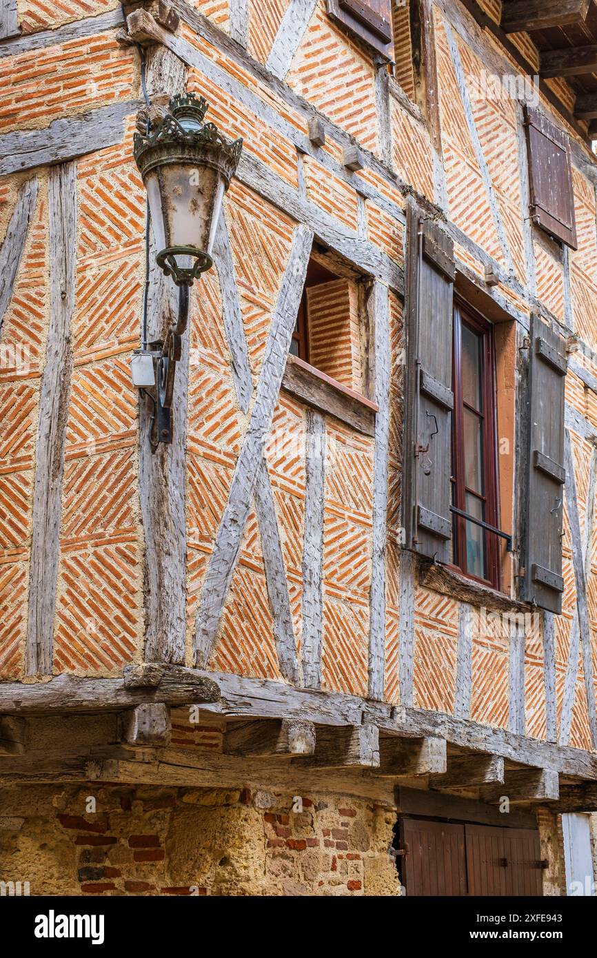 France corbelled houses hi-res stock photography and images - Alamy