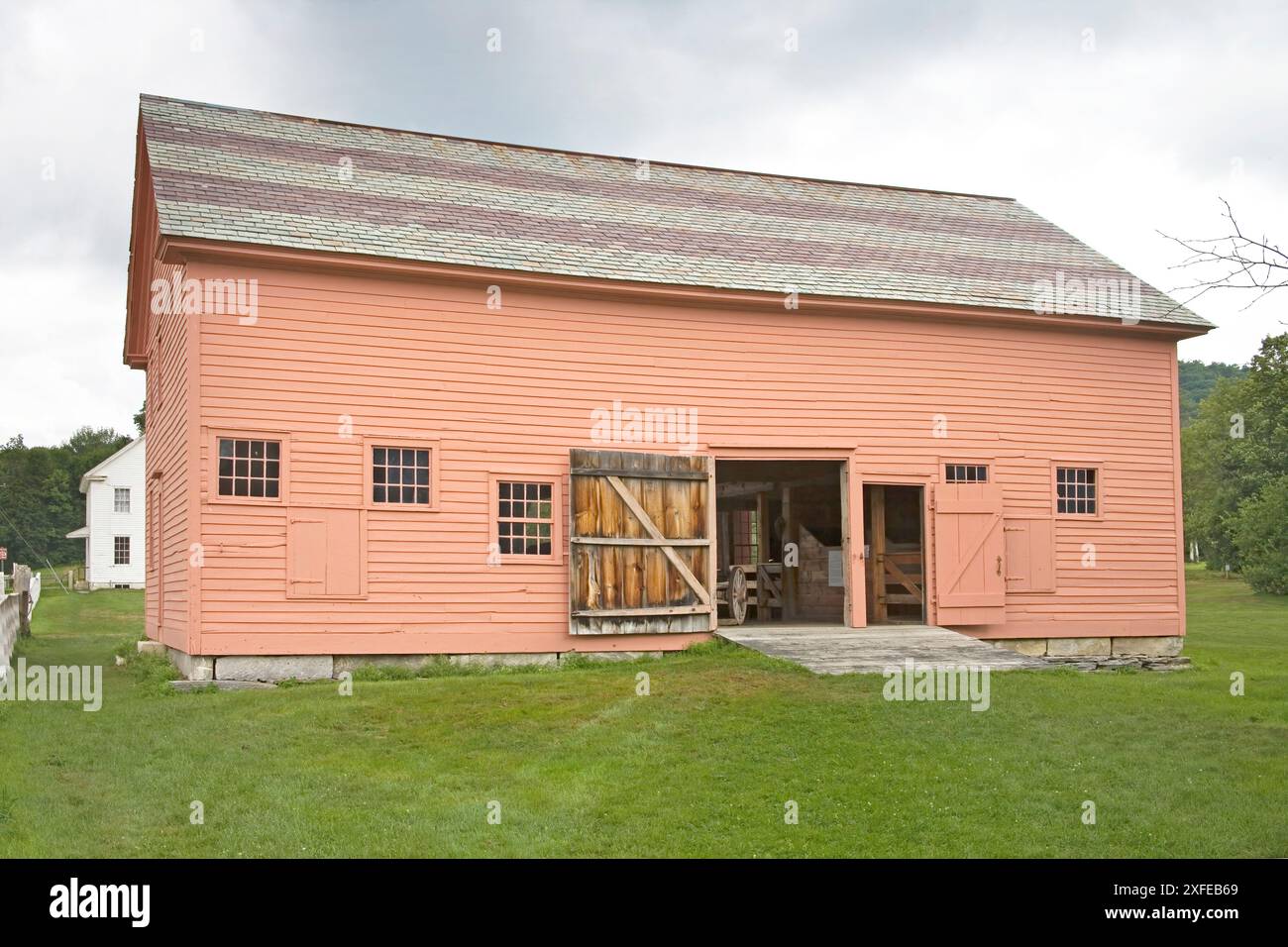 hancock shaker village and their traditional wooden buildings Stock ...