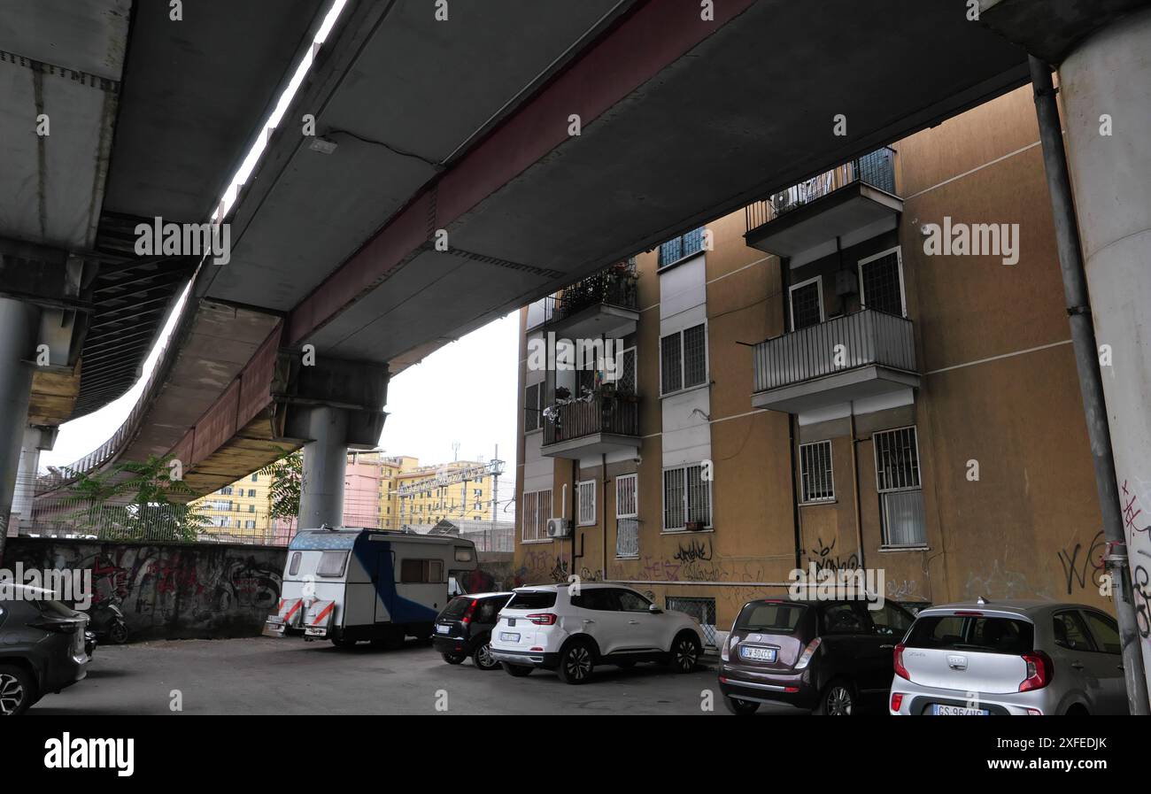 EASTERN ROME SUBURBS. THE PILLARS OF THE EASTERN RING ROAD BUILT NEXT ...