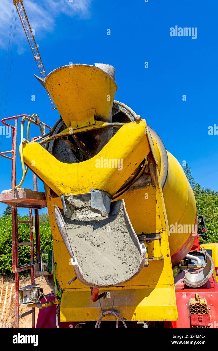 concrete mixer in detail at the construction site Stock Photo - Alamy