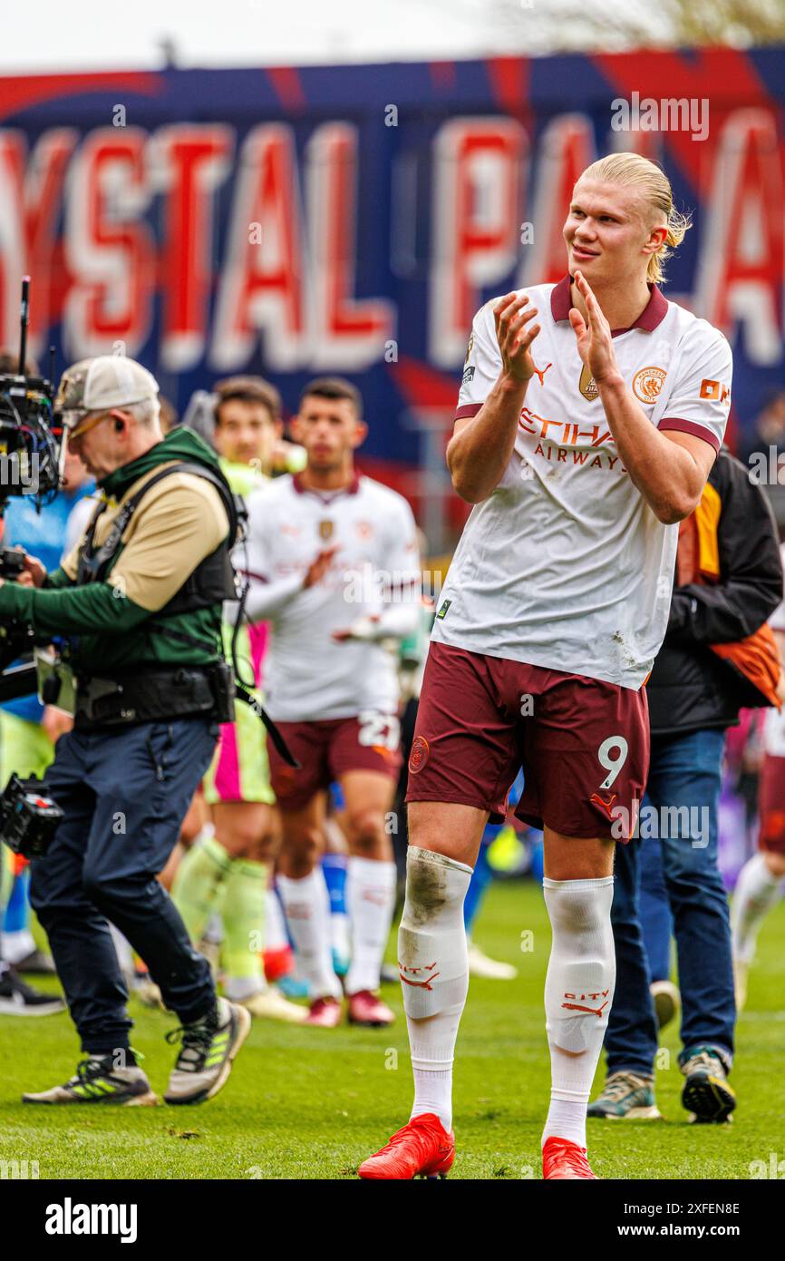 Phil foden manchester city 2024 hi-res stock photography and images - Alamy