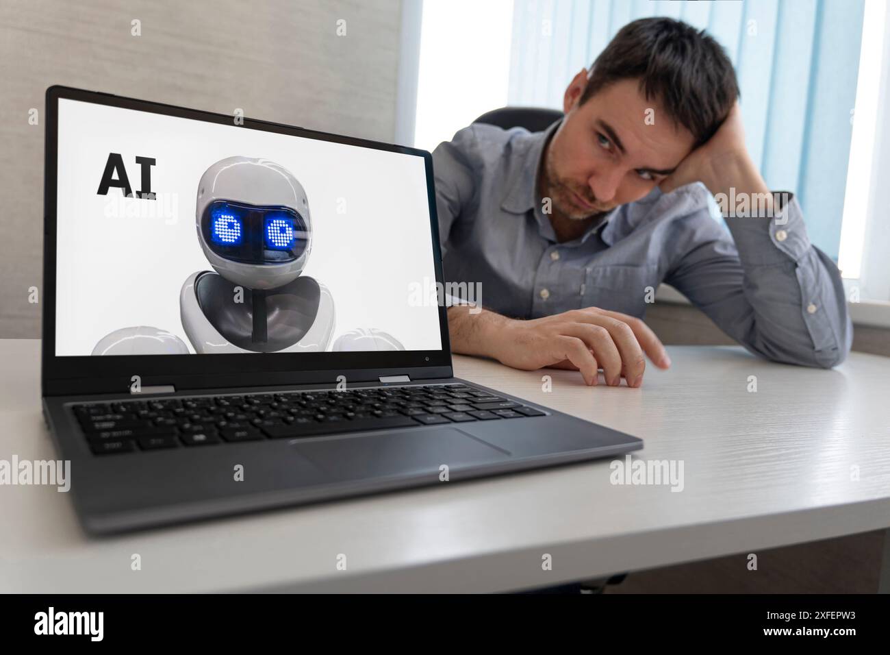 Workplace interactions hi-res stock photography and images - Alamy