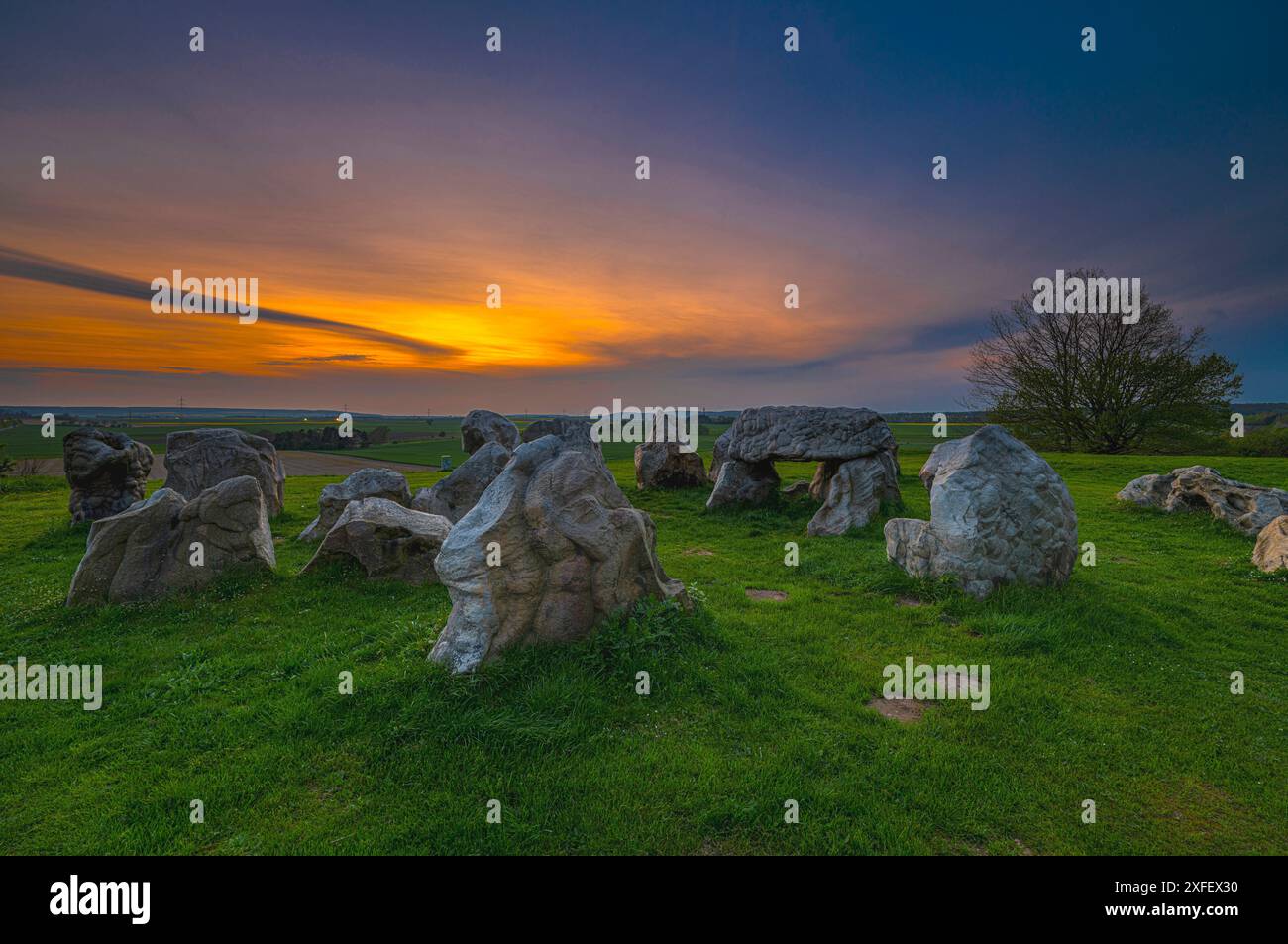 Luebbensteine, megalithic sites on the Annenberg, southern grave at ...