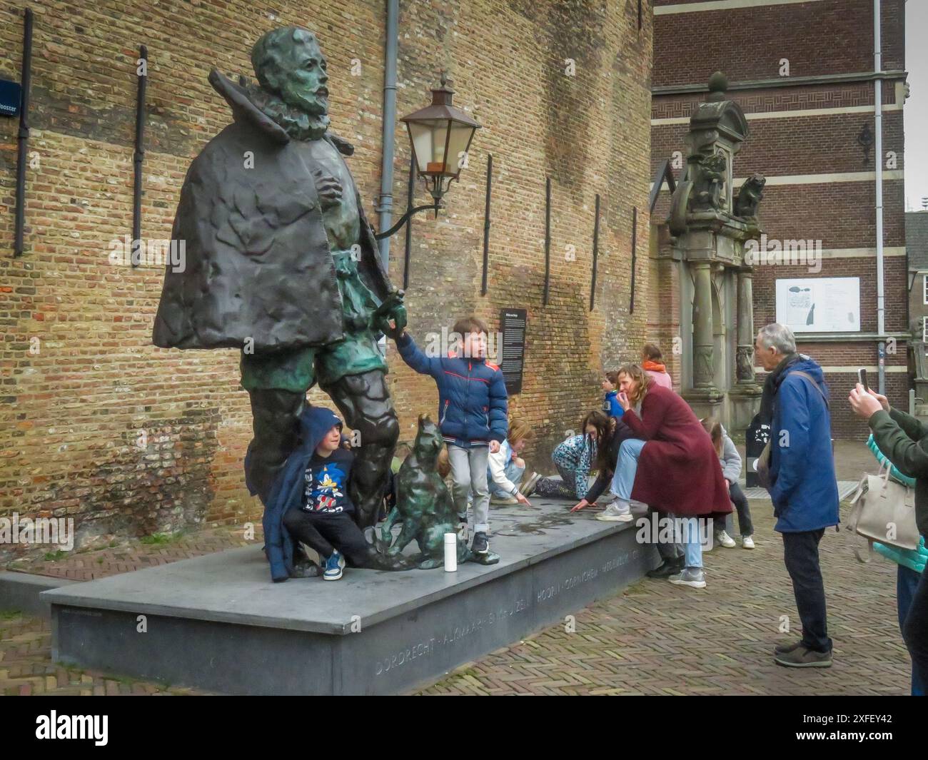 Netherlands, statue of Willem van Oranje in Dordrecht, leader of the ...