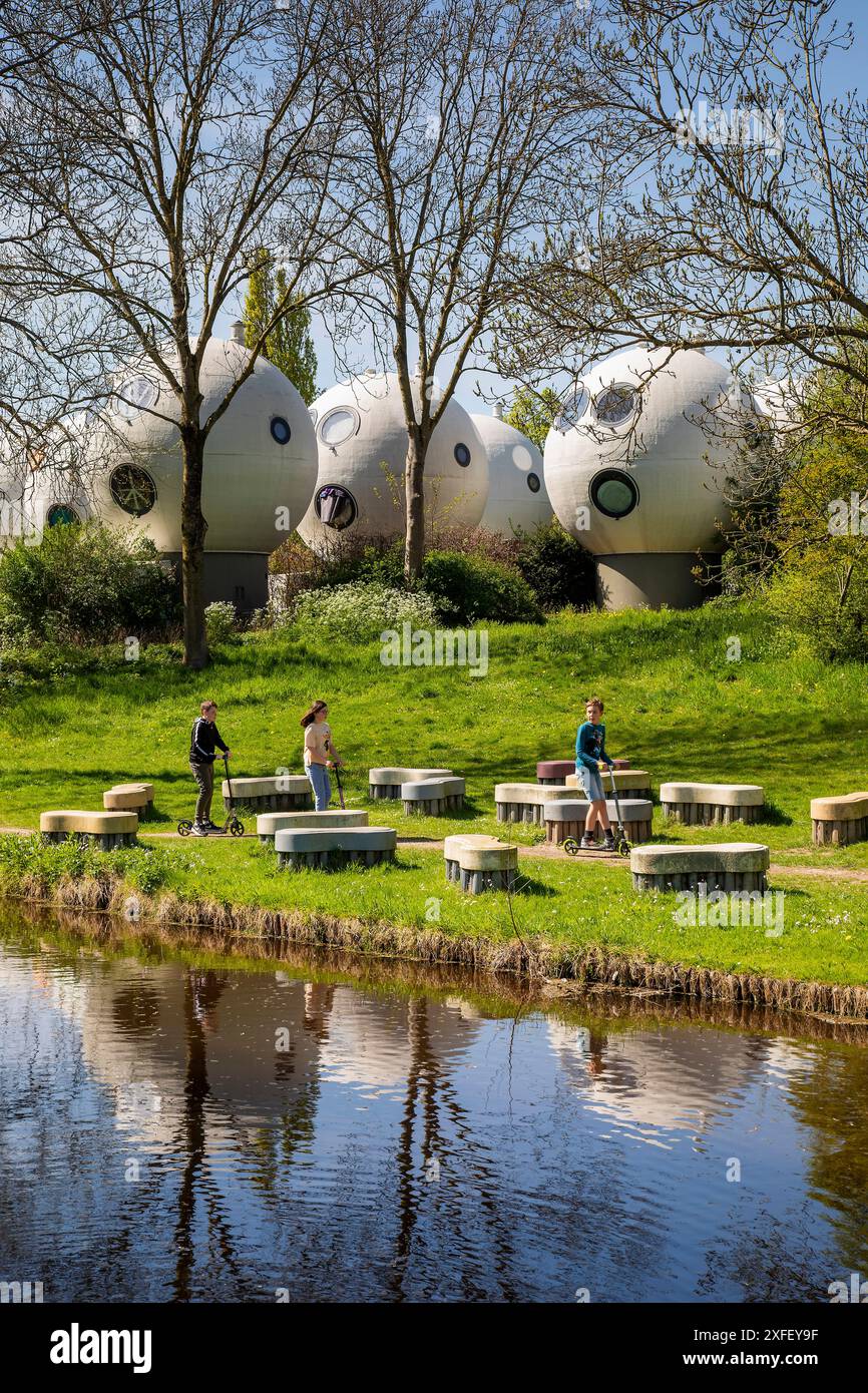 Netherlands, Experimental bulb or spherical houses called Bolwoningen ...