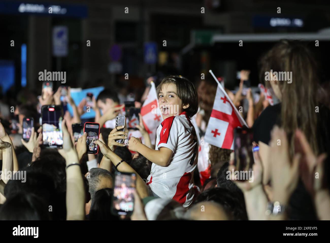 Georgian fans celebrate returns of Georgian national football team from ...