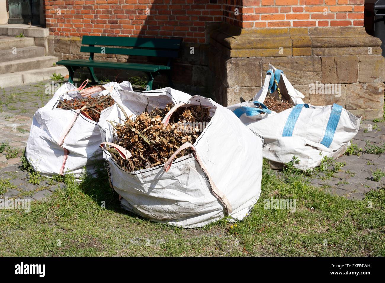 Plant waste hi-res stock photography and images - Alamy
