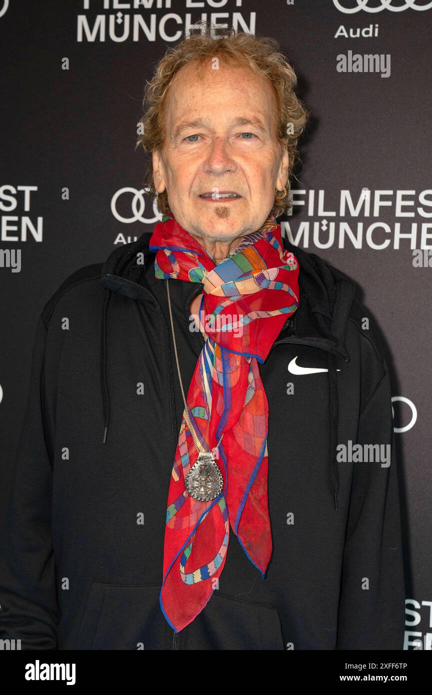 Nick St. Nicholas bei der Premiere des Dokumentarfilms Born to be Wild - Eine Band namens ...