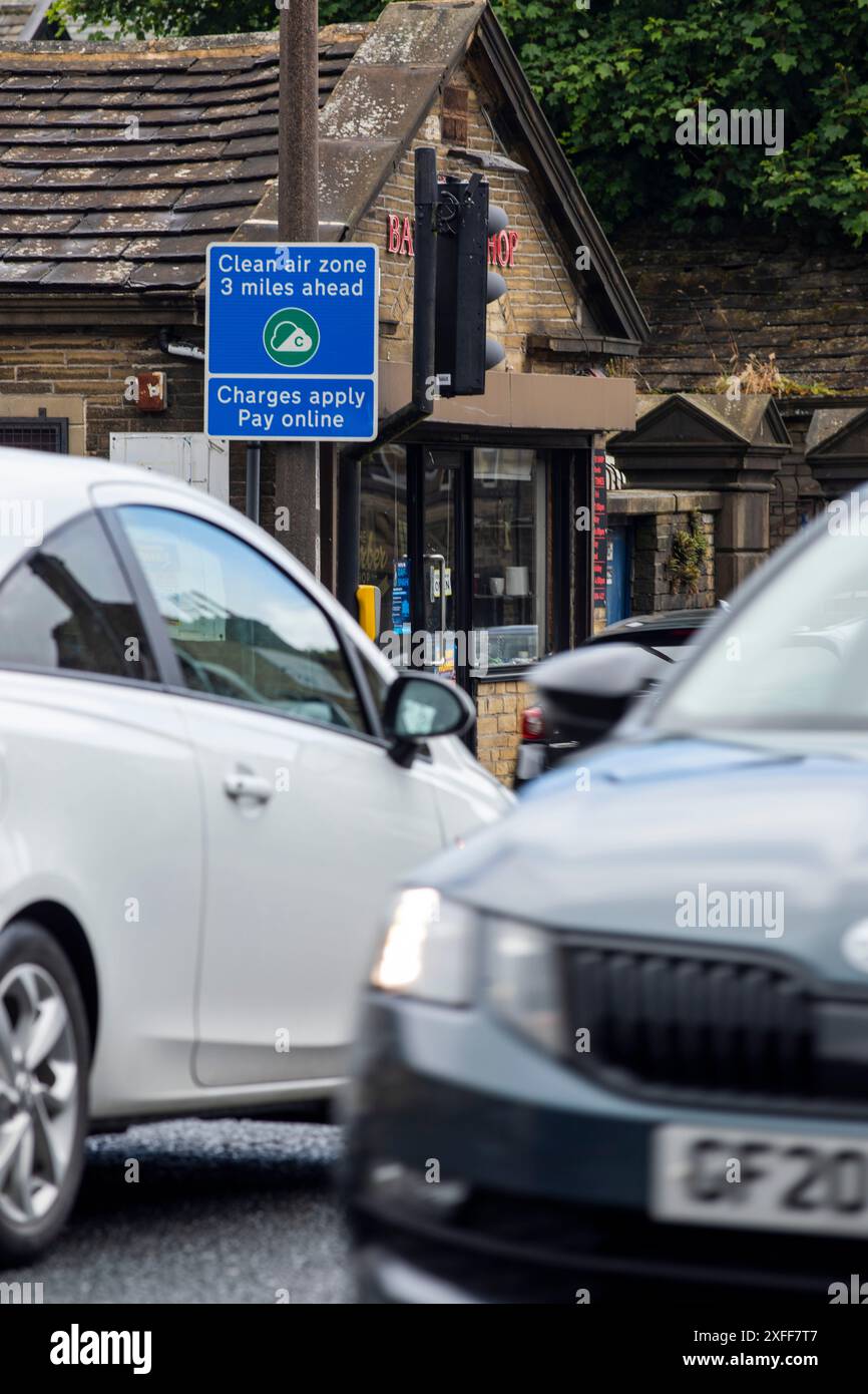 Signs warning motorists they are approaching the Bradford clean air ...