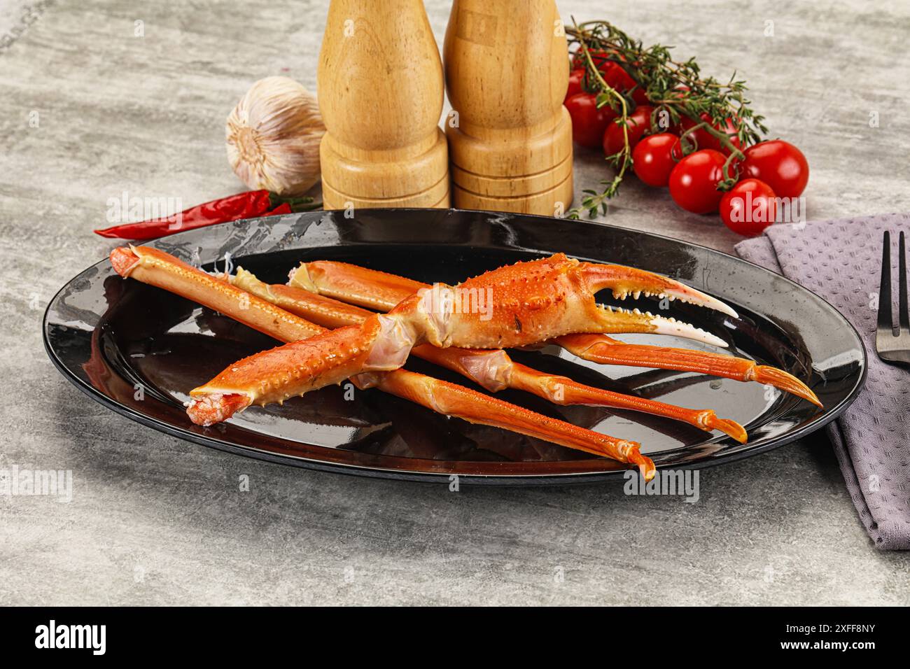 Delicous luxury boiled crab claw legs Stock Photo - Alamy