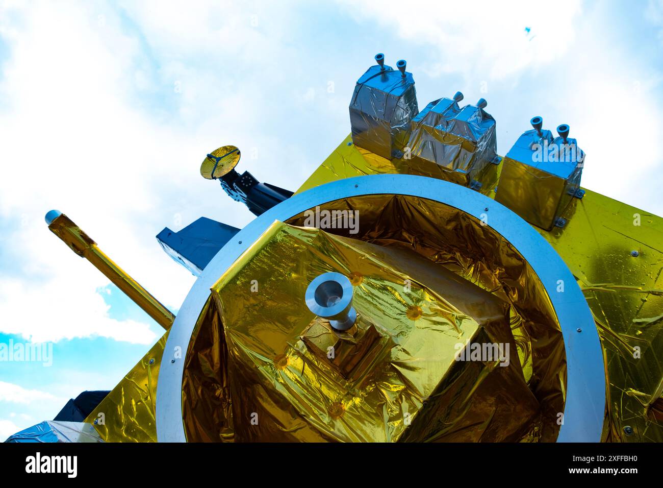 meteorological satellite layout for monitoring climate and detecting ...