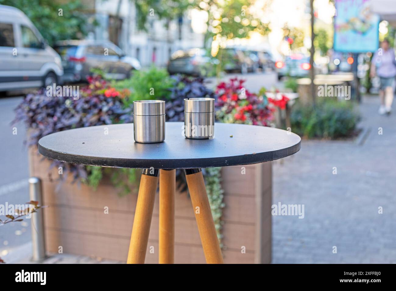 Daily cafe routine hi-res stock photography and images - Alamy