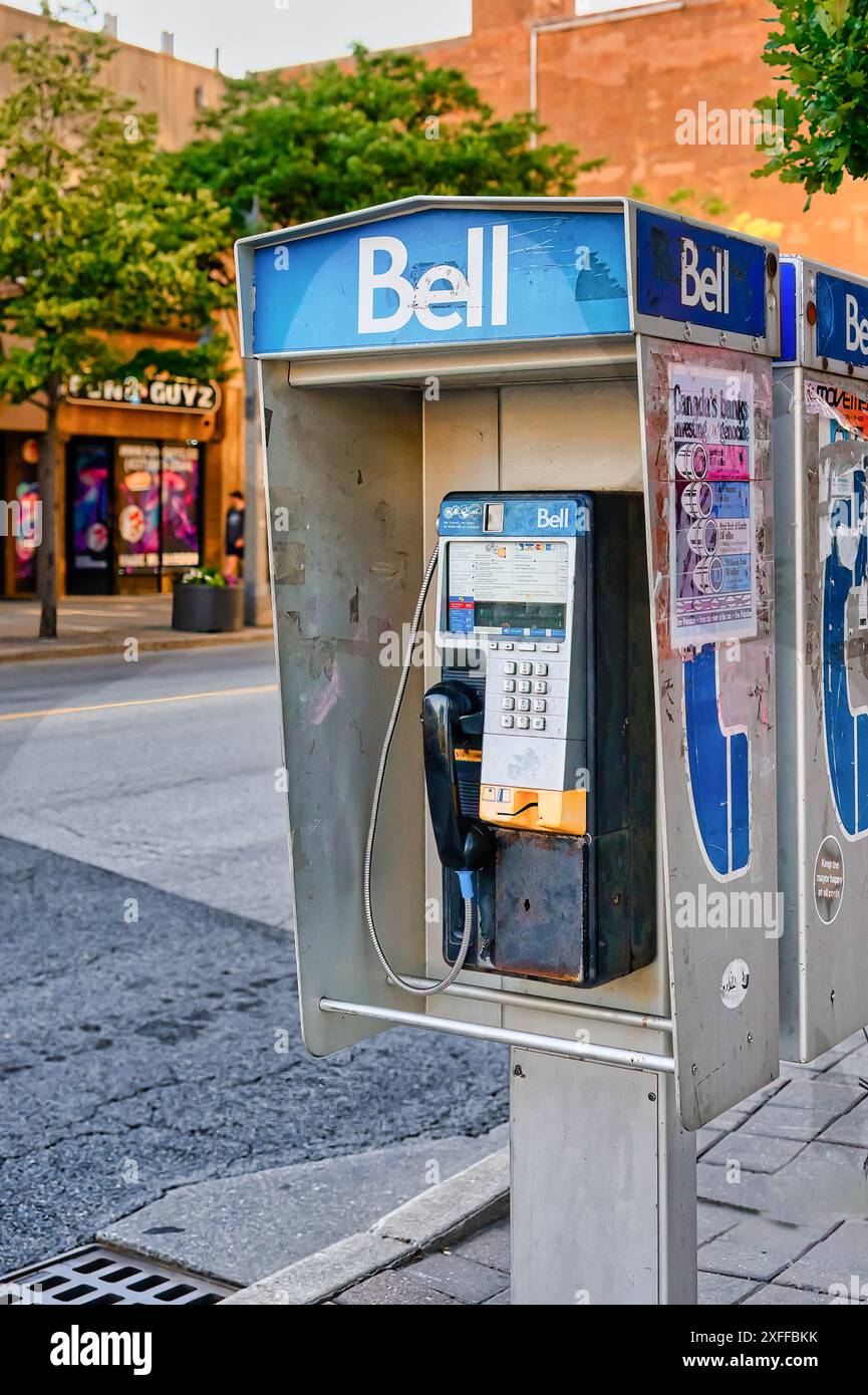 Old Bell payphone in Windsor, Ontario, Canada Stock Photo - Alamy