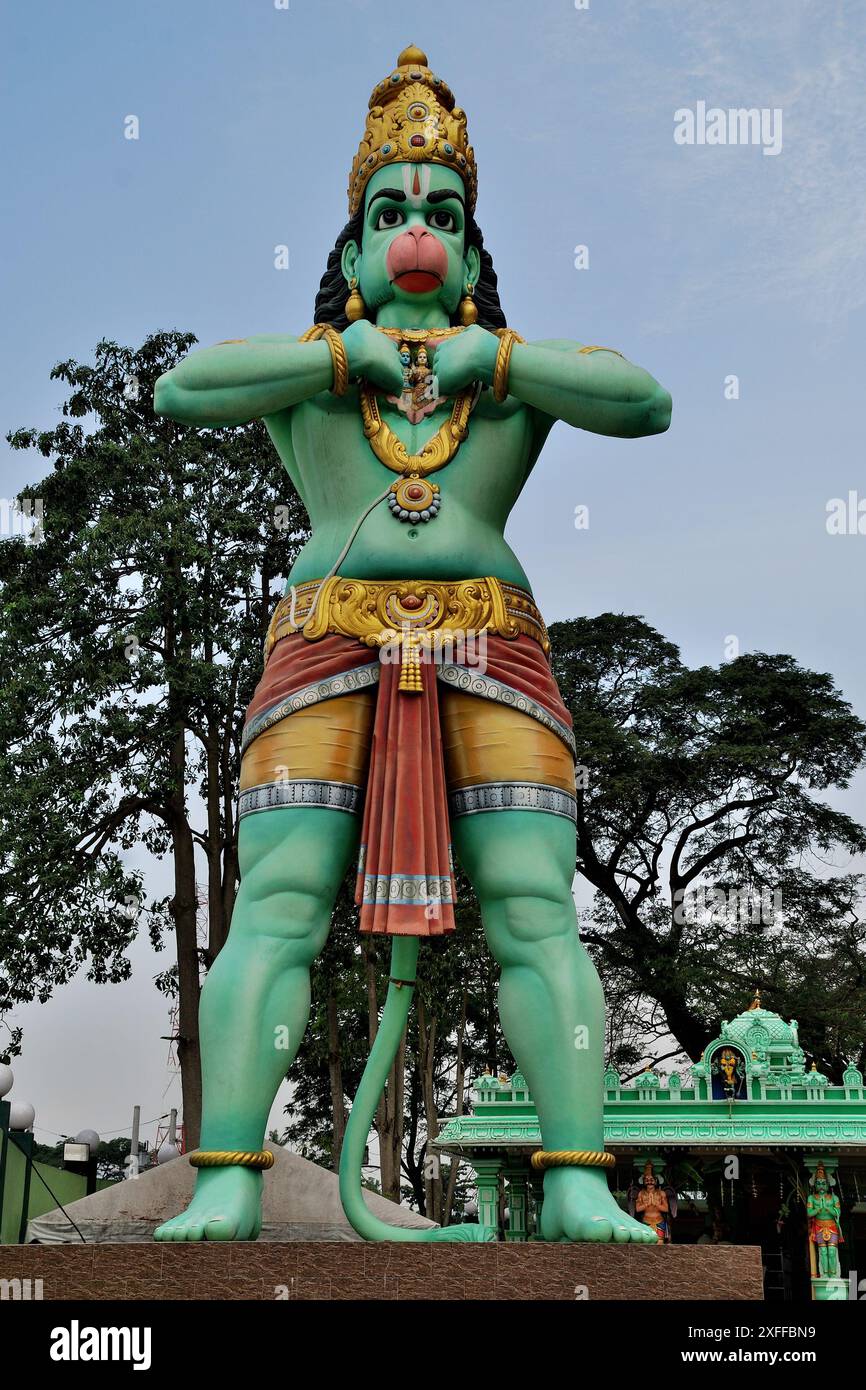 Tall hanuman hi-res stock photography and images - Alamy