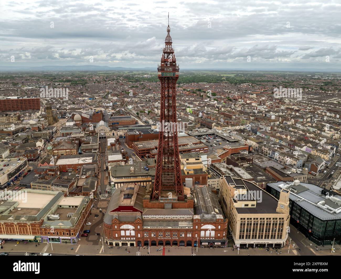 Blackpool central pier aerial hi-res stock photography and images - Alamy