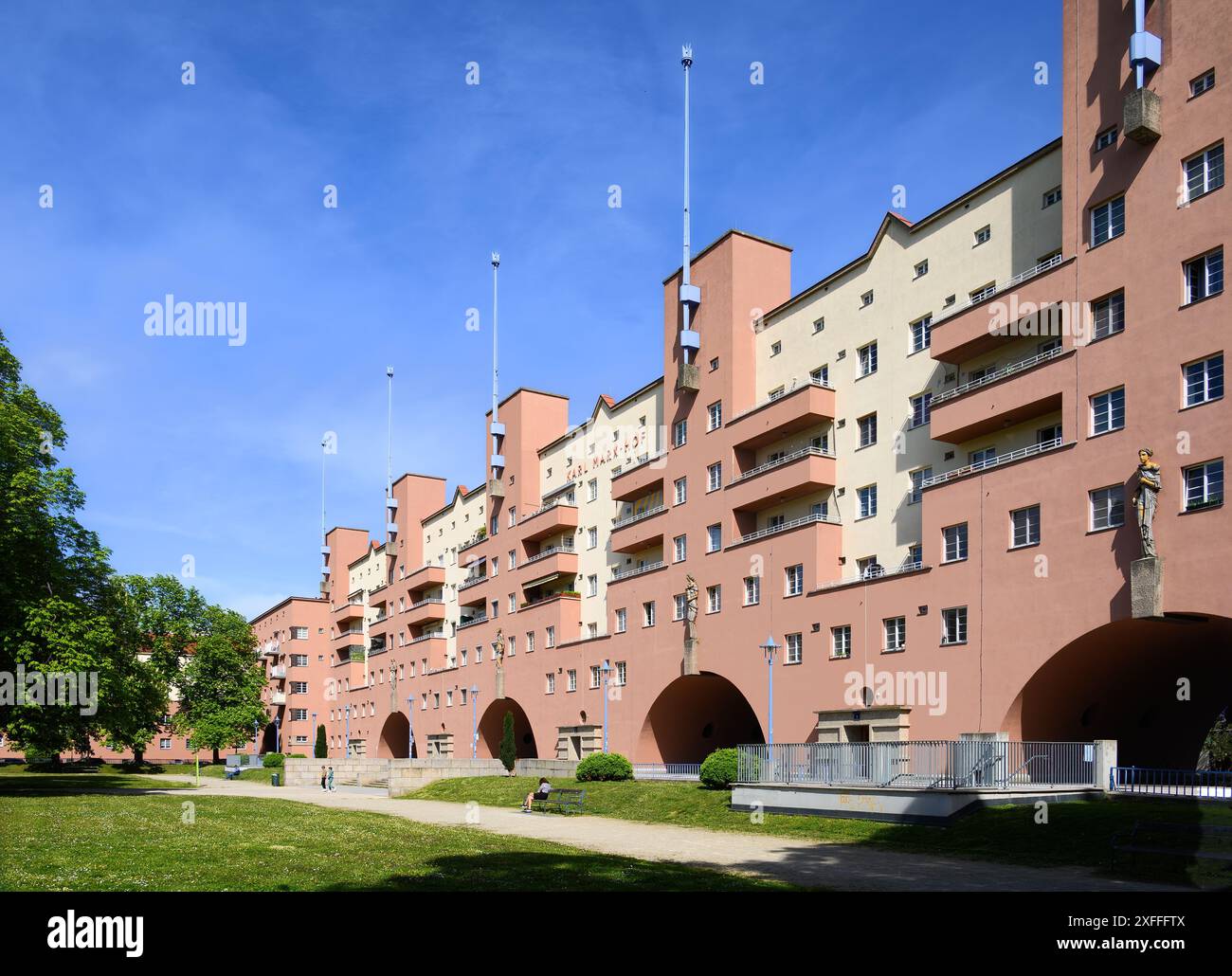 Vienna, Austria - Karl Marx Hof housing by Karl Ehn Stock Photo - Alamy