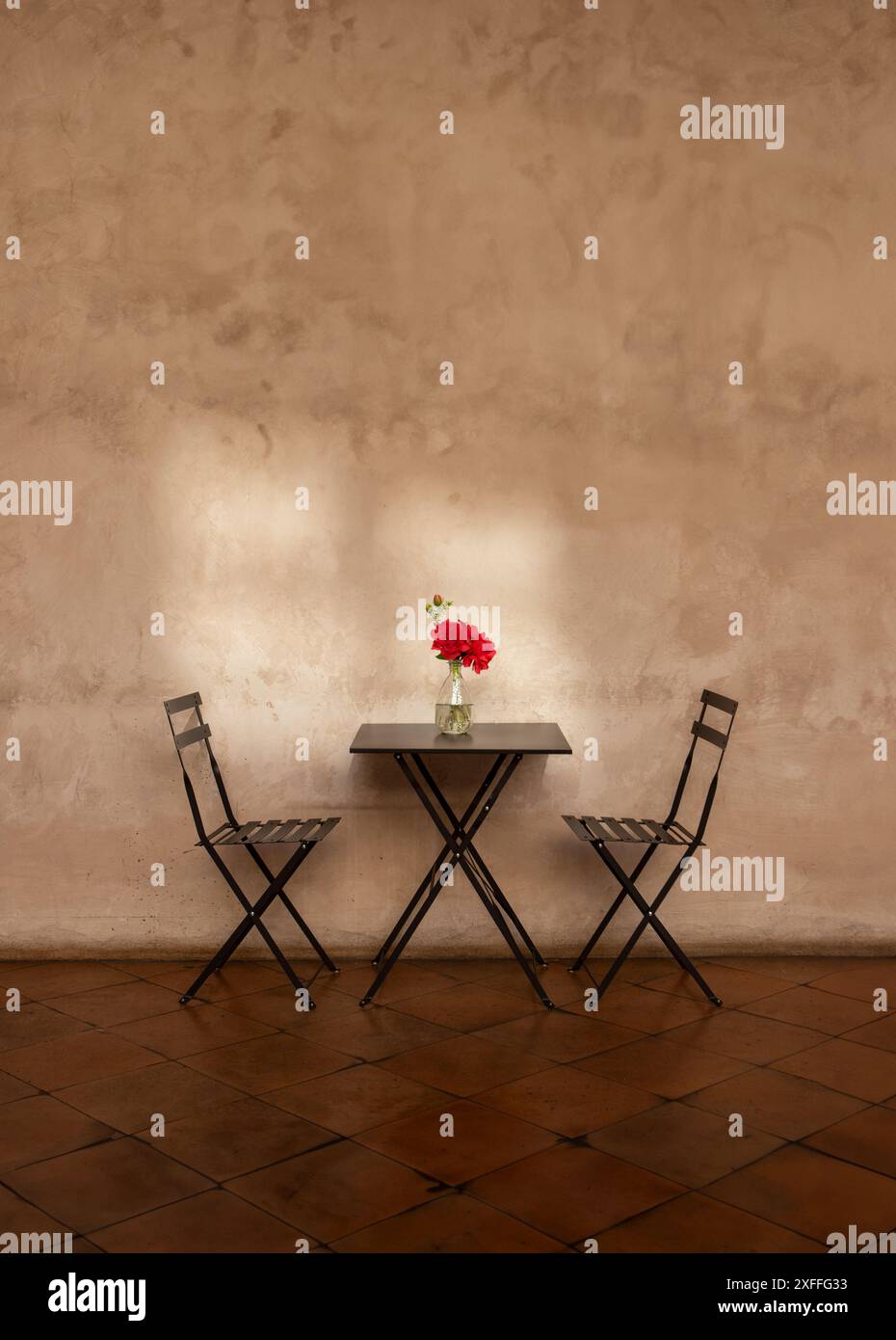 Minimalist love hi-res stock photography and images - Alamy