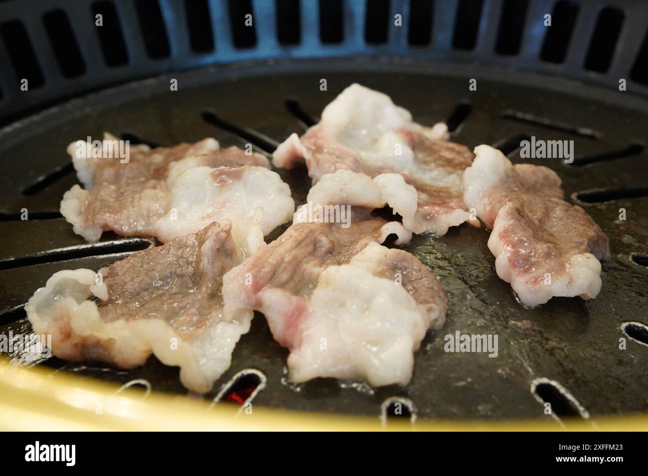 Grilling meat on korean bbq hi-res stock photography and images - Alamy