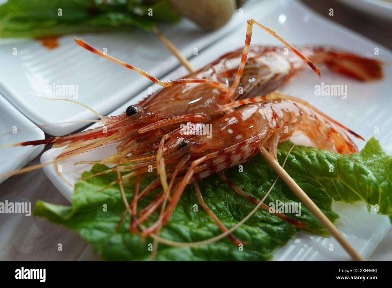 Fish served alive hi-res stock photography and images - Alamy