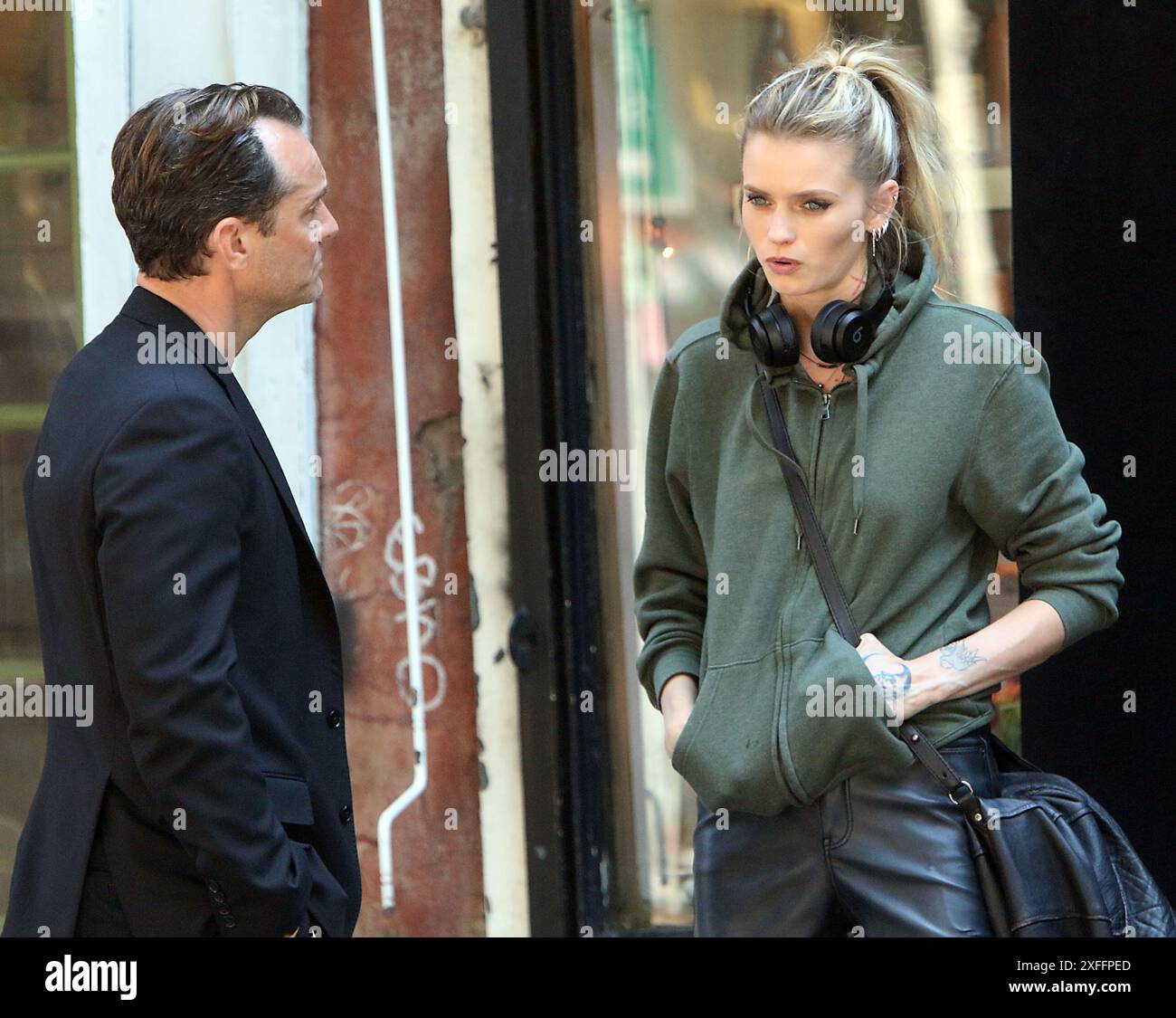 Abby Lee, Jude Law on location filming Netflix TV mini series Black ...