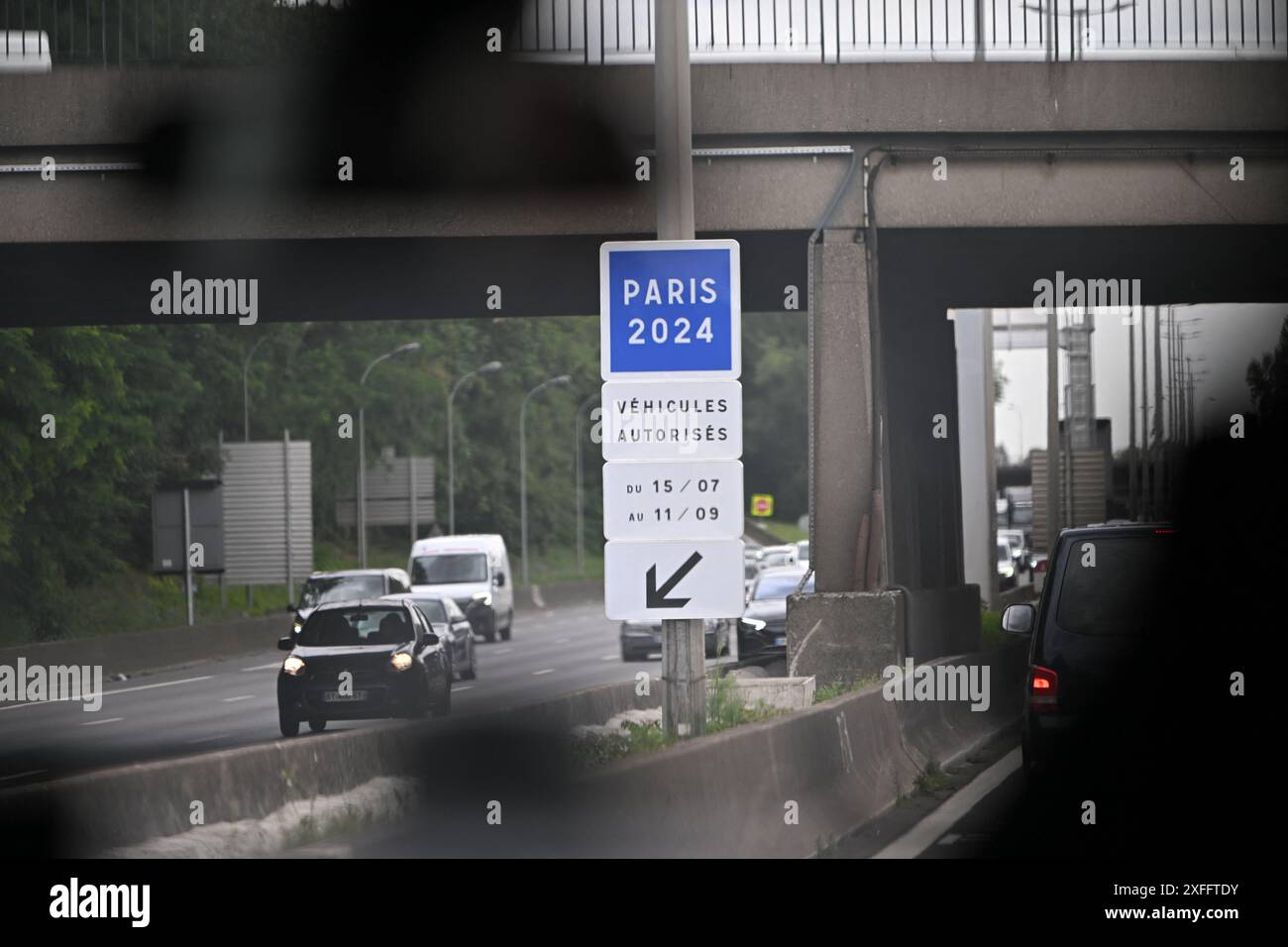 Paris france ring road highway hi-res stock photography and images - Alamy