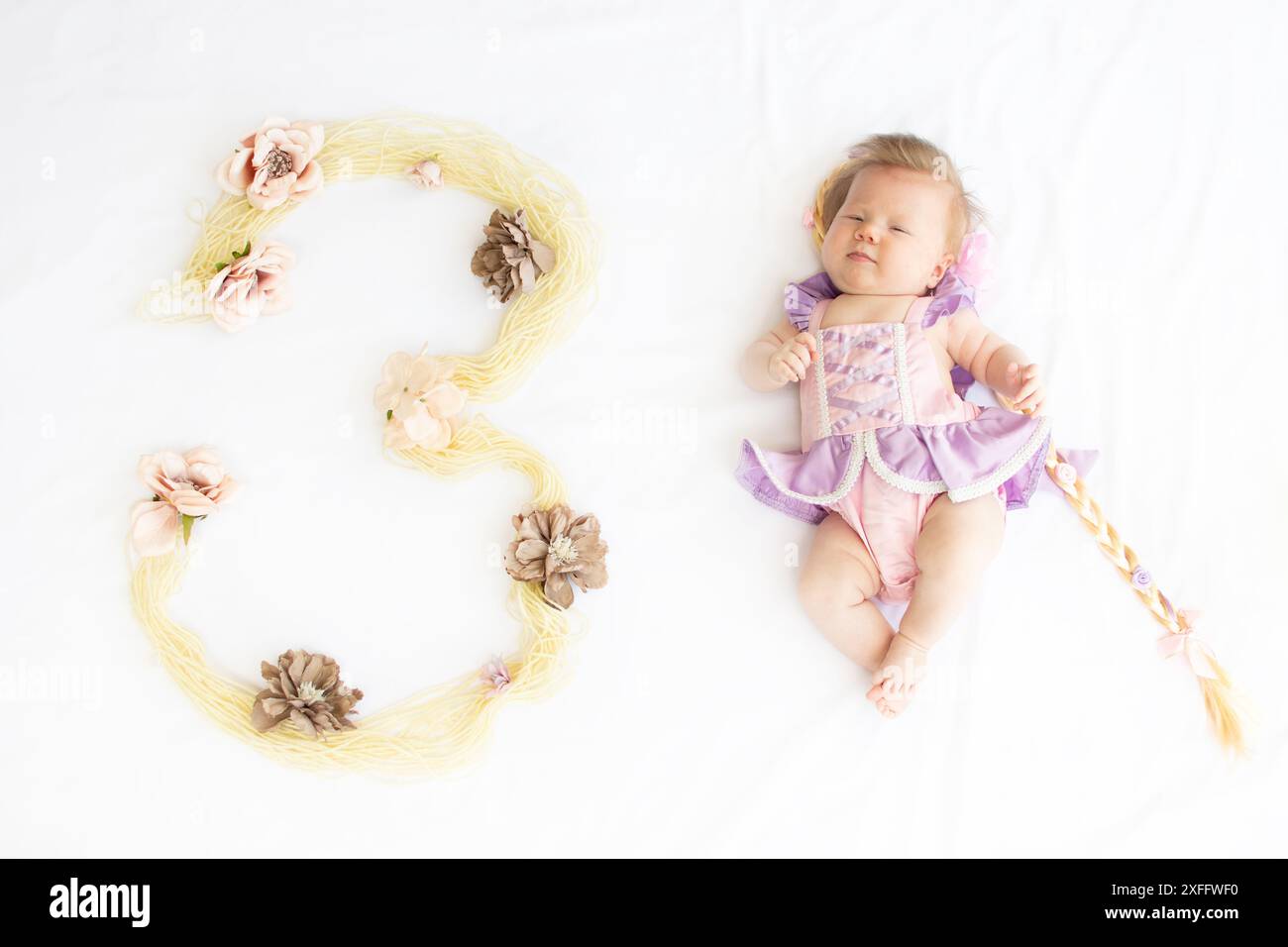 Three month old baby girl. Monthly photoshoot idea for babies. Newborn ...