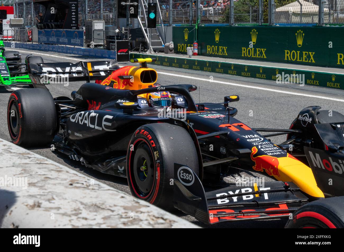 Montmelò, Barcelona Spain - 06 23 2024: F1 drivers and Formula 1 cars ...