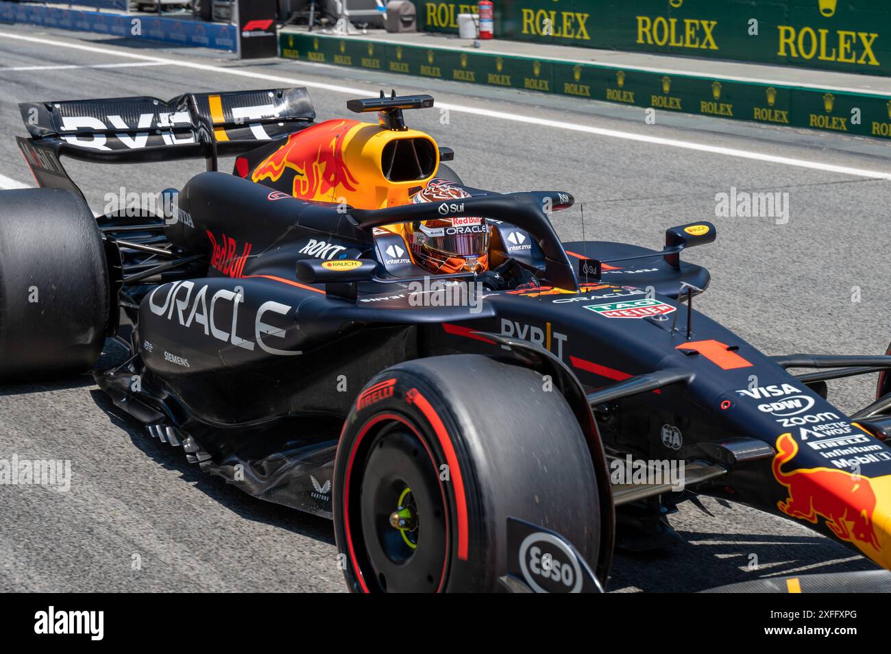 Montmelò, Barcelona Spain - 06 23 2024: F1 drivers and Formula 1 cars ...