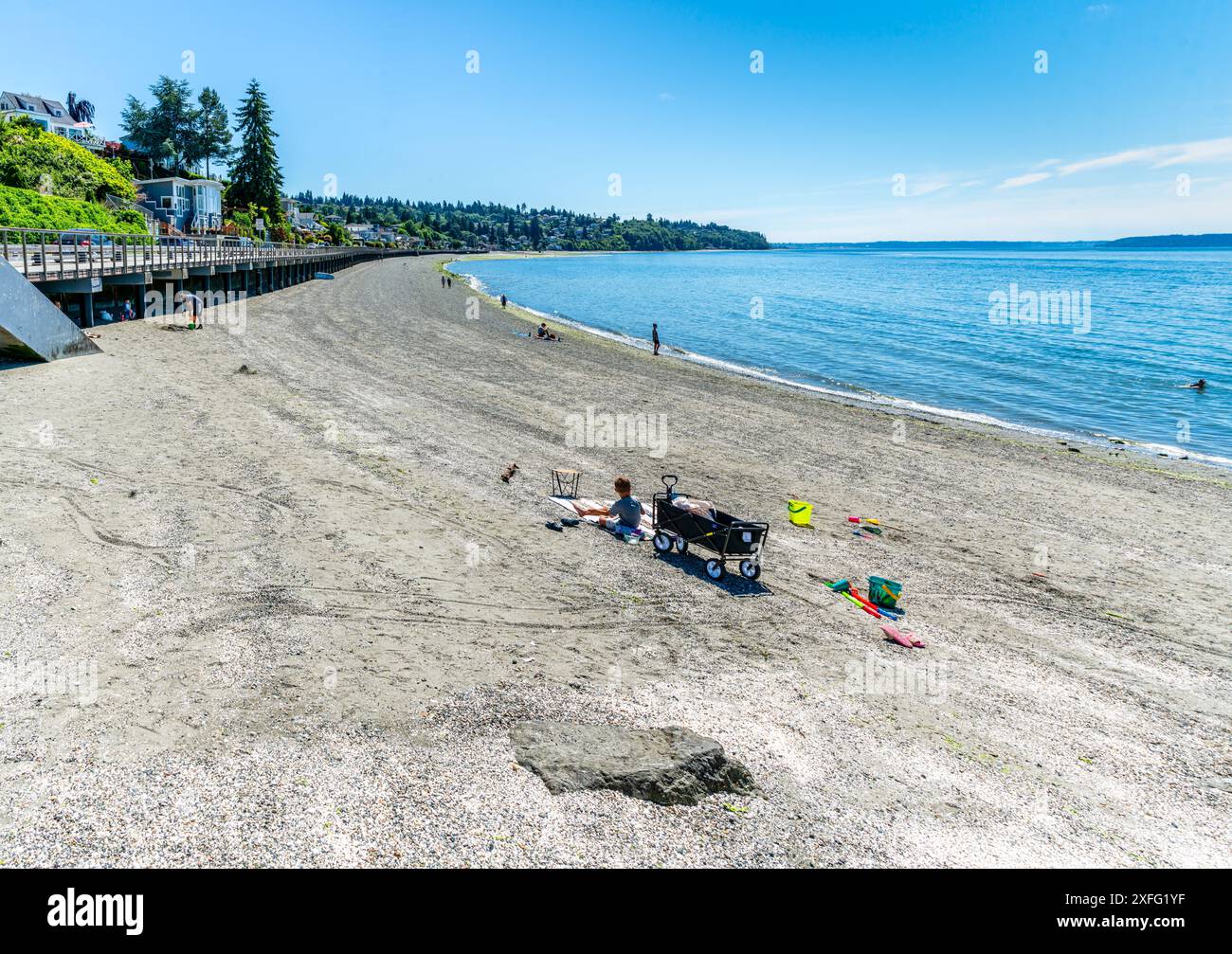 Beach boardwalk boardwalk redondo hi-res stock photography and images ...