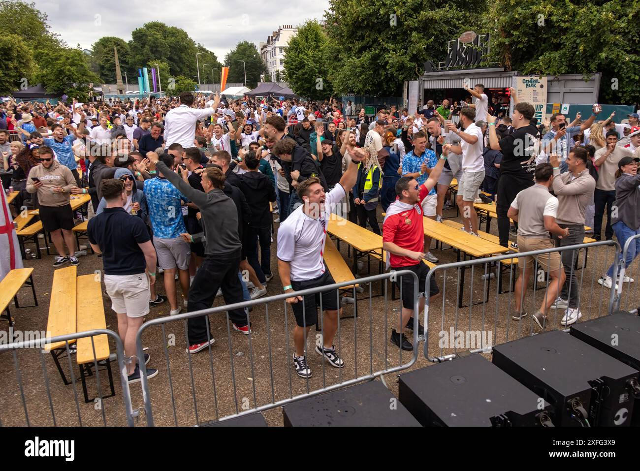 City of Brighton & Hove, East Sussex, UK. England football fans gather ...