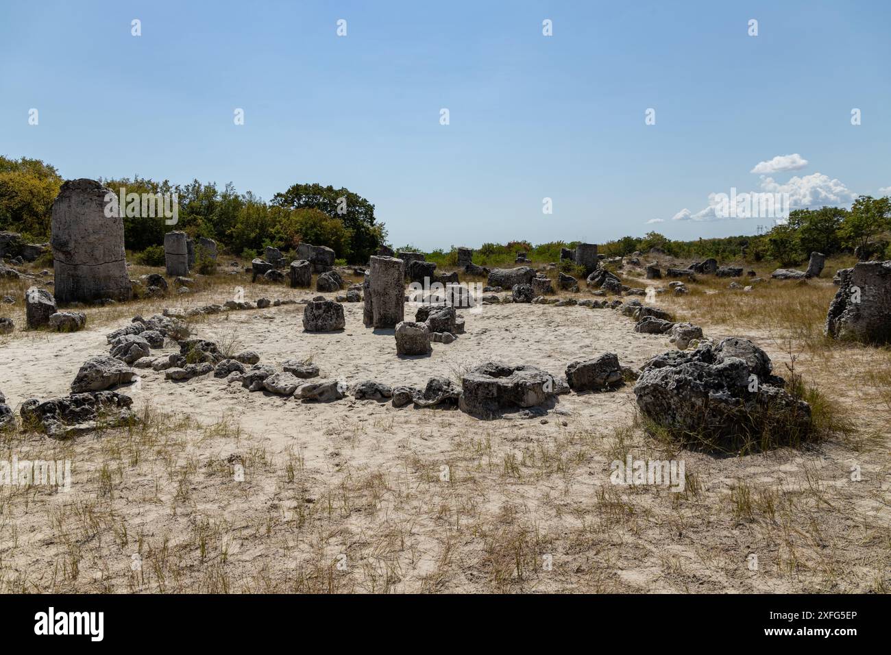 Cave like strcture hi-res stock photography and images - Alamy