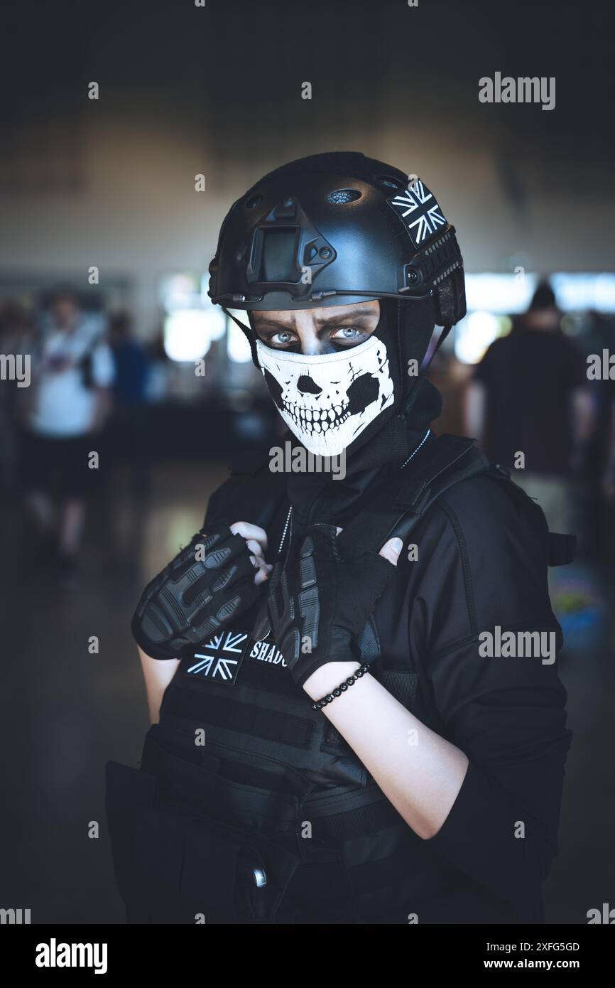 Call of duty hi-res stock photography and images - Alamy